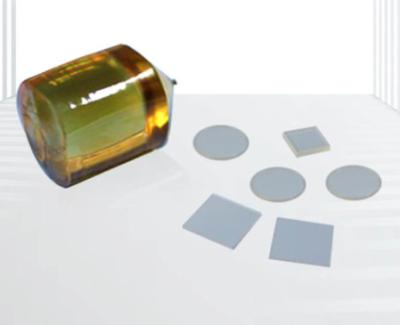 China SrLaAlO4 / LaSrAlO4 LSAO 10x10x0.5mmt5x5x1mmt Substrato para epitaxia personalizado en venta