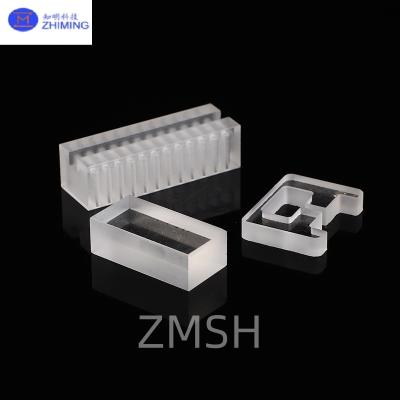 Китай Кварцевые пластины сложной формы с отверстиями для оптических применений продается