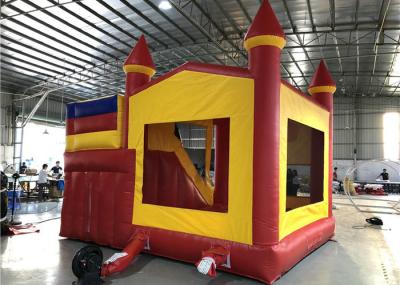 China Casa inflable roja de la despedida con la diapositiva para el juego de niños/el castillo animoso del jardín en venta
