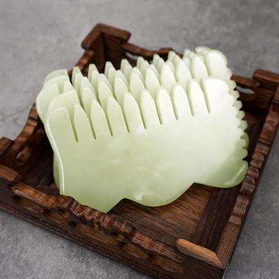 중국 2024 Jade Stone Comb Head Massager Body Muscles Hair Health Care 를 위한 근육 마사지 도구 판매용