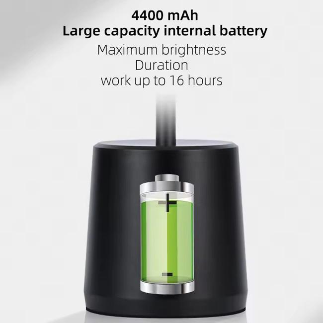 Table lamp in different color temperature settings