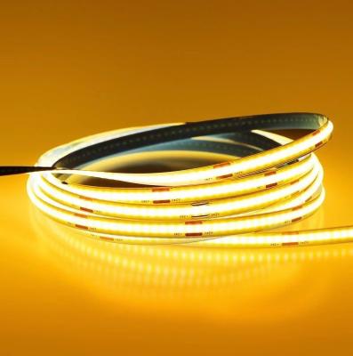 Cina 12v 24v 480 led Ce Rohs 3 Flessibile Light Cob Led Strip con Dimmer e Supporto Dimming in vendita