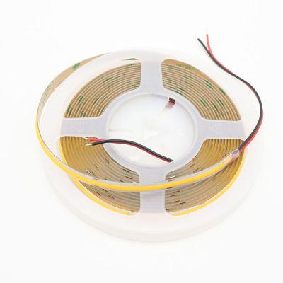 Cina Illuminazione interna Striscia LED COB bianca calda larghezza 8 mm con materiale FPC LED RESISTOR in vendita