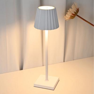 China Black / White Touch LED Table Lamp 3W With 3 Leds In Tri Tone Finish for sale