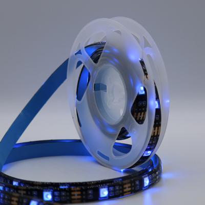 Cina 5v lampade fluorescenti del Usb LED con la luce cambiante del nastro di USB 60 RGB 5050 del corredo di colore flessibile telecomandato in vendita