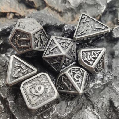 Cina Polishing Tabletop Odorless Portable Metal Dice Set Multipurpose Resin in vendita