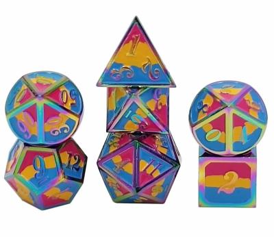 Cina 16mm Smooth RPG Metal Dice Custom DND Logo Rainbow Game Set in vendita