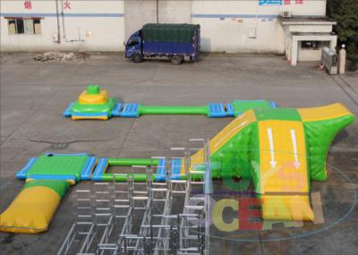 Cina PVC di galleggiamento ASTM del parco 0.90mm dell'acqua di m2 del parco gonfiabile dell'acqua del lago in vendita