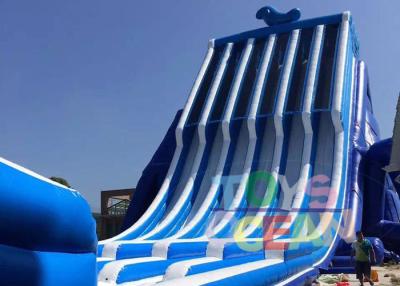 China Corrediças de água infláveis do quintal o mais grande comercial com parede de escalada 130ft à venda