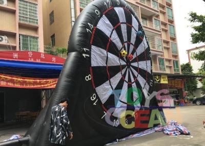 Cina Bordo di dardo gonfiabile di calcio dei giochi 5.5X4.5M dei dardi gonfiabili interattivi gonfiabili di calcio in vendita