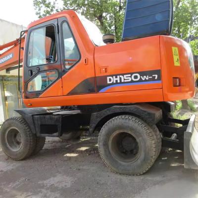 China Verkoop 15 ton Doosan DH150w-7 Gebruikte wielen graafmachine met originele hydraulische cilinder Te koop