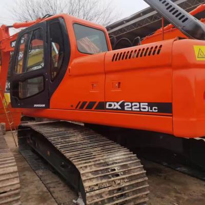 Cina Valvola idraulica originale usata Doosan DX225 escavatore per le vostre esigenze di costruzione in vendita