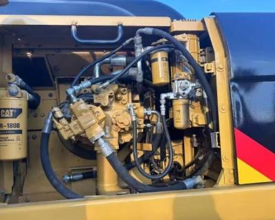 Cina 36000 KG giapponesi CAT 330D escavatori usati in buone condizioni e progettazione originale per il 2021 in vendita