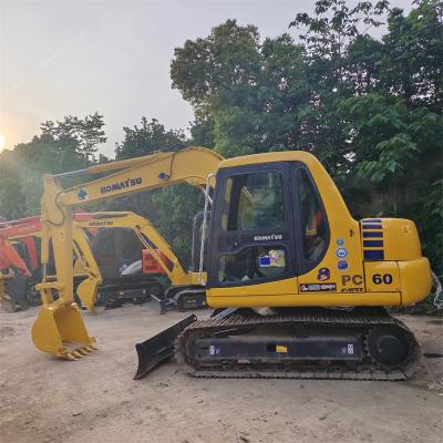 Cina 800 ore di lavoro Escavatore originale Komatsu PC60-7 con pompa idraulica originale in vendita