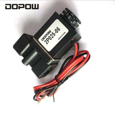 Cina Elettrovalvola a solenoide pneumatica di plastica ad azione diretta 2P025-06 1/4