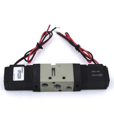 Cina Elettrovalvola a solenoide pneumatica di VF3230 SMC con la doppia bobina AC220V DC24V in vendita