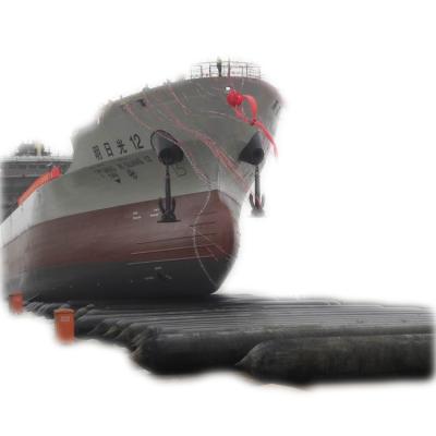 Cina Airbag di gomma marino personalizzato con durata di 6-10 anni per l'atterraggio e il salvataggio in vendita