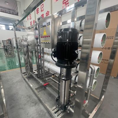 中国 1500*600*1500mm 380V/1.5Kw RO 水源プラント 10000LPH リバースオスモースシステムソリューション 販売のため