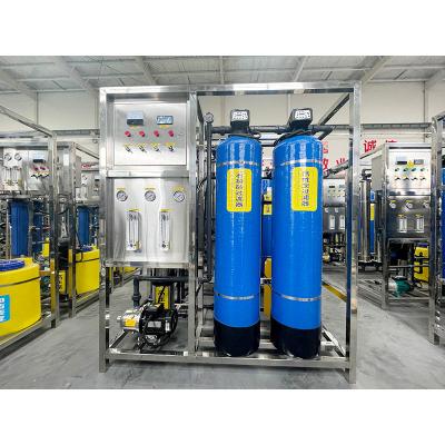 Китай Система очистки 500L 1000L очистных сооружений питьевой воды с очистительной машиной RO продается