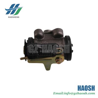 Cina Rear Brake Cylinder 8-97358879-0 8973588790 For Lsuzu Engine 4HK1 NPR NQR 700P NPR66 in vendita
