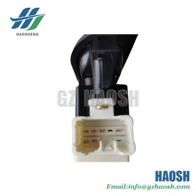 Cina 8-97315178-1 8973151780 8979669610 8979675600 Interruttore di finestra di alimentazione 24V Per Isuzu NPR66 in vendita