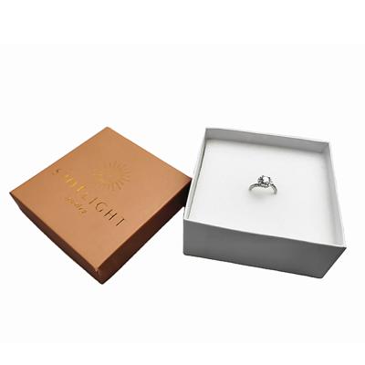 China Staylish Gedrukt Document het Stempelen van Juwelenring box orange white foil Embleem Te koop