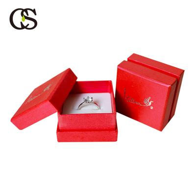 China Groothandel Pearl Shining Red Box Zilverfolie Logo Foam Velvet Insert Papier Sieraden Ring Armband Verpakking Te koop