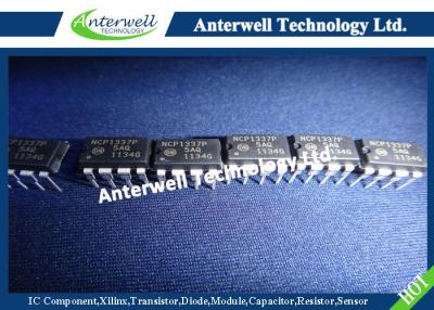Chine Contrôleur de la puce PWM Current−Mode de circuit intégré de NCP1337P pour l'opération courante libre de Quasi−Resonant à vendre