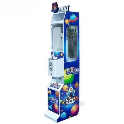 Cina Amusement Game Center Mini Candy Claw Machine con Bill Acceptor Metal Acrylic Plastic in vendita
