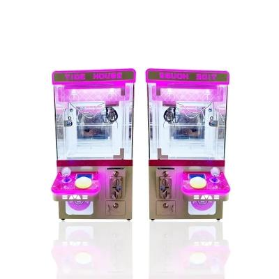 Cina EU/US/UK/AU Plug Mini Claw Crane Machine per la vendita di piccole bambole in arcade personalizzate in vendita
