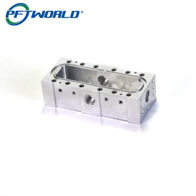 Cina Parti in alluminio per componenti di fresatura per tornitura CNC con anodizzazione naturale in vendita