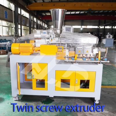China 20 twin-screw extrusion plastic pellet machine filled with modified masterbatch for sale