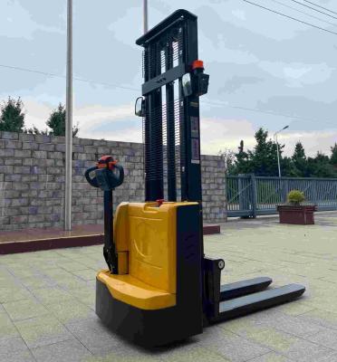 中国 高品質の電動パレットスタッカー 1.2t 1.5t 2m 2.5m ウォーキー電動スタッカー 24V バッテリーフォークリフト 販売のため
