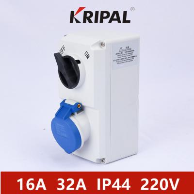 China la monofásico de 16A 32A IP44 cambió el zócalo con el dispositivo de seguridad mecánico en venta