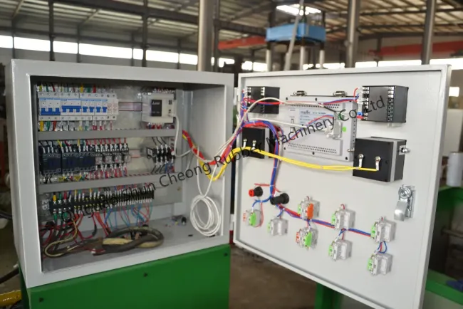 Control system interface and electrical components of vulcanizing machine