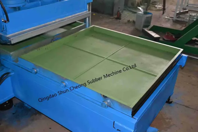 Industrial rubber tile production equipment