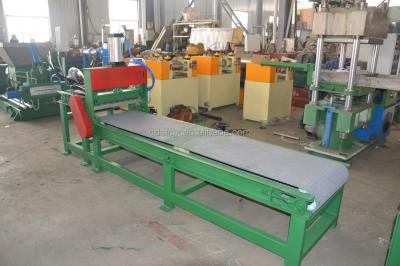 China High Technical EPDM Granules Making Machine For Stadium Track for sale