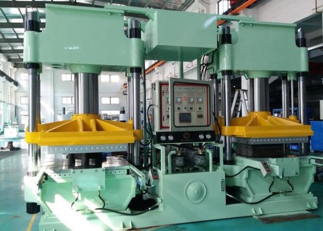 Vertical Rubber Compression Machine , Silicone Bracelet Machine For Insulation Pads 0