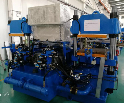 중국 Hydraulic Vulcanizing Machine Silicone Swim Cap Making Machine 380V 2RT 판매용