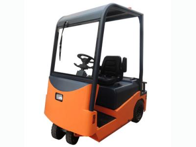 Cina Trattore elettrico di rimorchio di Seat sospeso mezza cabina di 6 tonnellate con il fanale posteriore tricolore in vendita