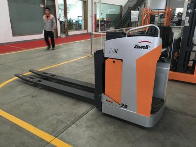 Cina 2000kg tipo di seduta lunghezza extra elettrica della forcella del camion di pallet, interfaccia di USB per il carico del cellulare in vendita
