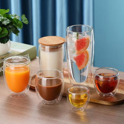 Cina tazze da caffè di vetro doppie di 250ml 350ml 450ml con il coperchio di bambù in vendita