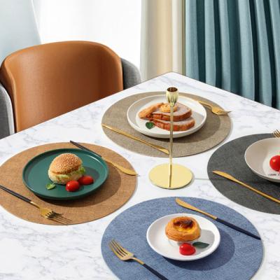 中国 耐熱性滑り止めの円形の革絶縁材のPlacematsの食卓のマット 販売のため
