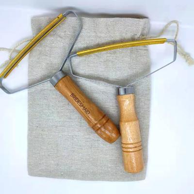 Cina Vestiti di lana Cat Hair Scraper della ruspa spianatrice del residuo di stoffa del tappeto del tessuto della lanugine in vendita
