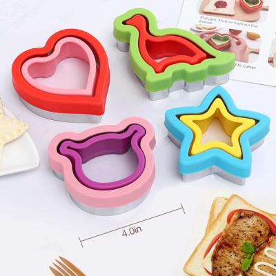 China flor de aço inoxidável Dinos Circle Mickey Mold dos eletrodomésticos do cortador do sanduíche 4pcs à venda