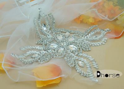 China O revestimento protetor da malha costura no Applique perlado cristal de rocha com a pérola para o vestido de casamento à venda