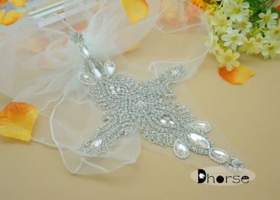 China Prata feito a mão Appliques perlados do cristal para vestidos de casamento à venda