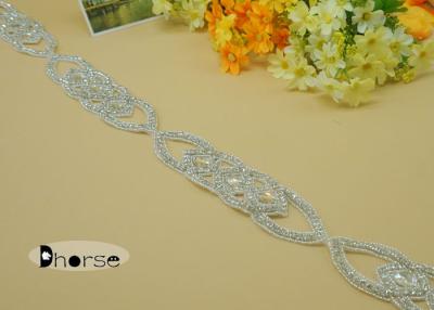 Cina Disposizione in rilievo del cristallo di rocca in rilievo d'argento dall'iarda per il vestito da sposa in vendita