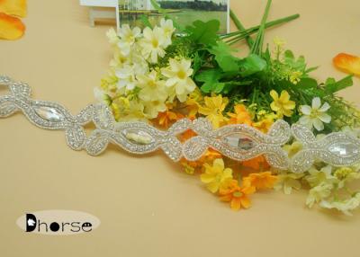 Cina Ferro in rilievo d'argento sulla disposizione di cristallo del cristallo di rocca per il vestito da sposa in vendita