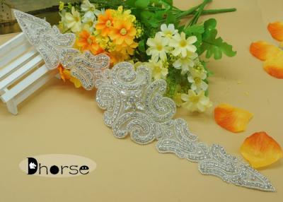 Cina Applique nuziale di Sash del cristallo di rocca in rilievo su ordinazione dell'argento per il vestito da sposa in vendita